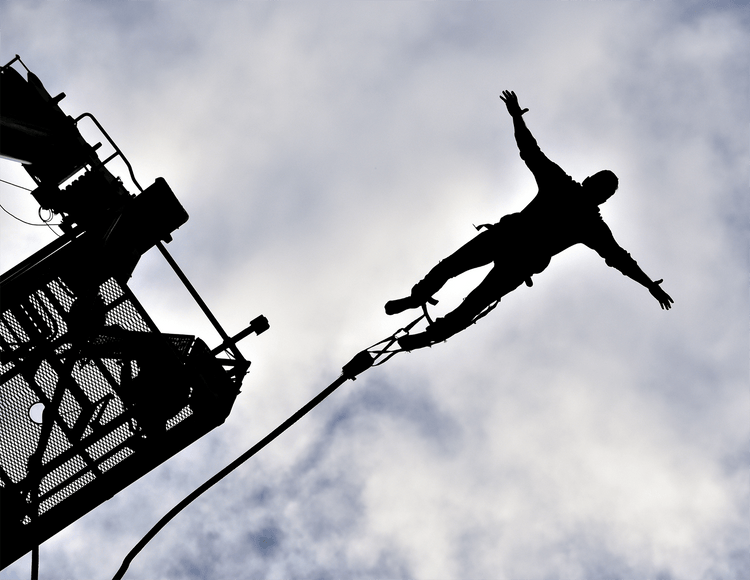 Montreal Bungee | The Highest Bungee Jump in Canada – Montréal Bungee